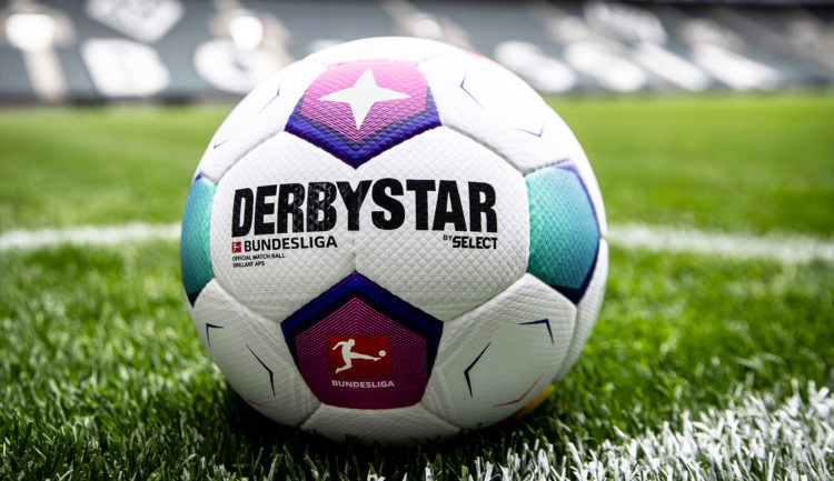 2 neue Derbystar Bundesliga Spielbälle für 2023/2024 2 neue Derbystar Bundesliga Spielbälle für 2023/2024